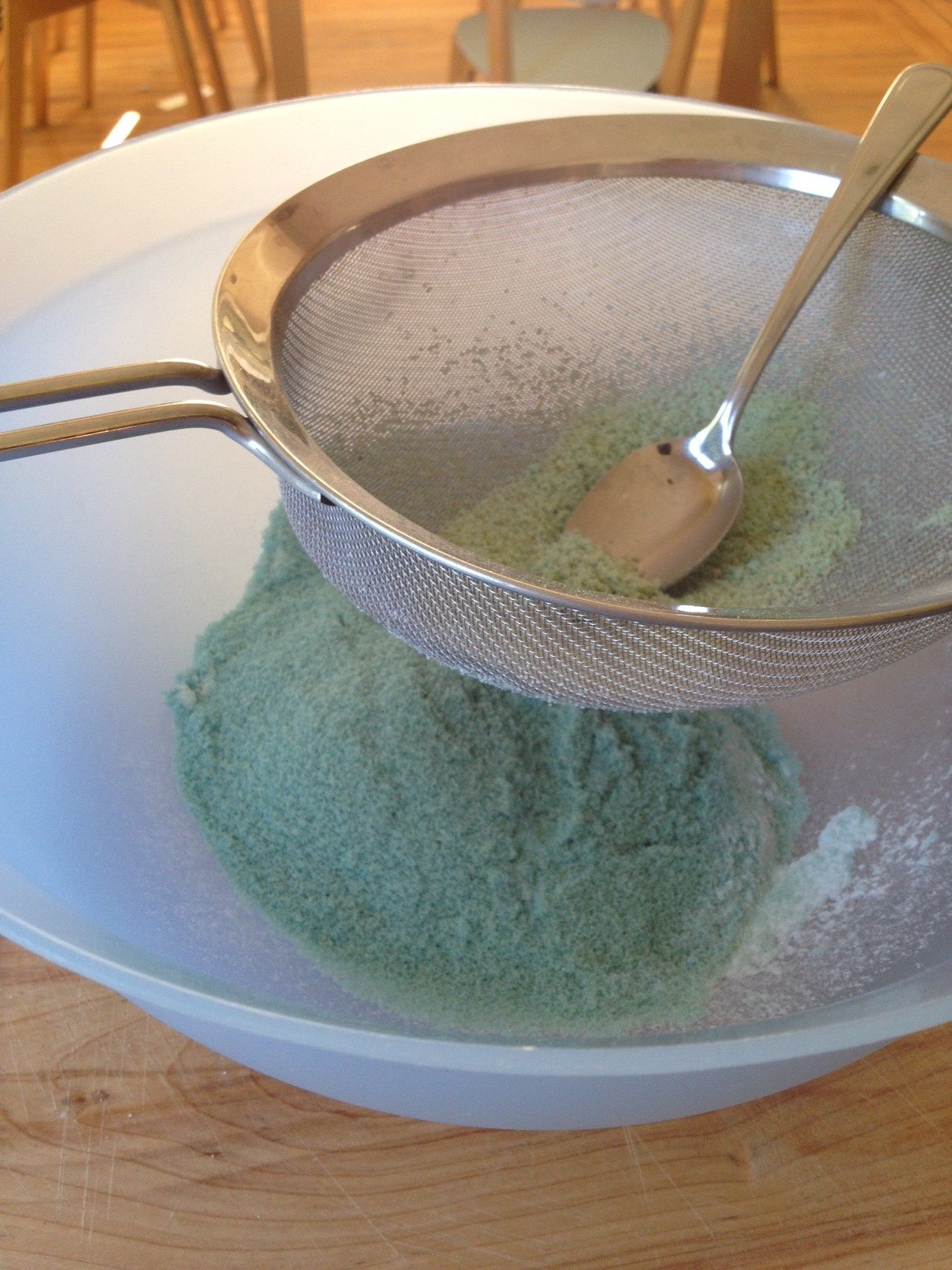 Macaron Madness: My Easy Recipe – the curious anti-narcissist
